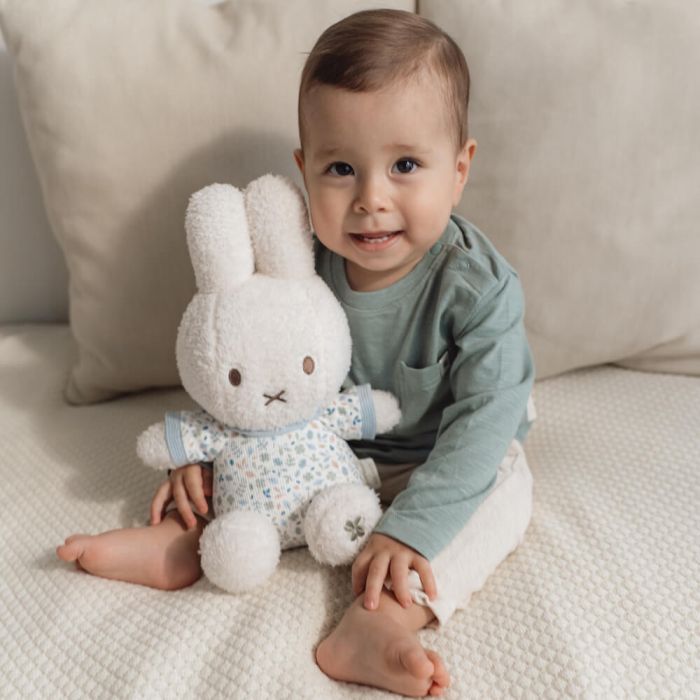 Miffy Lucky Leaves Cuddle 30cm | Miffy Singapore – Hyggerium